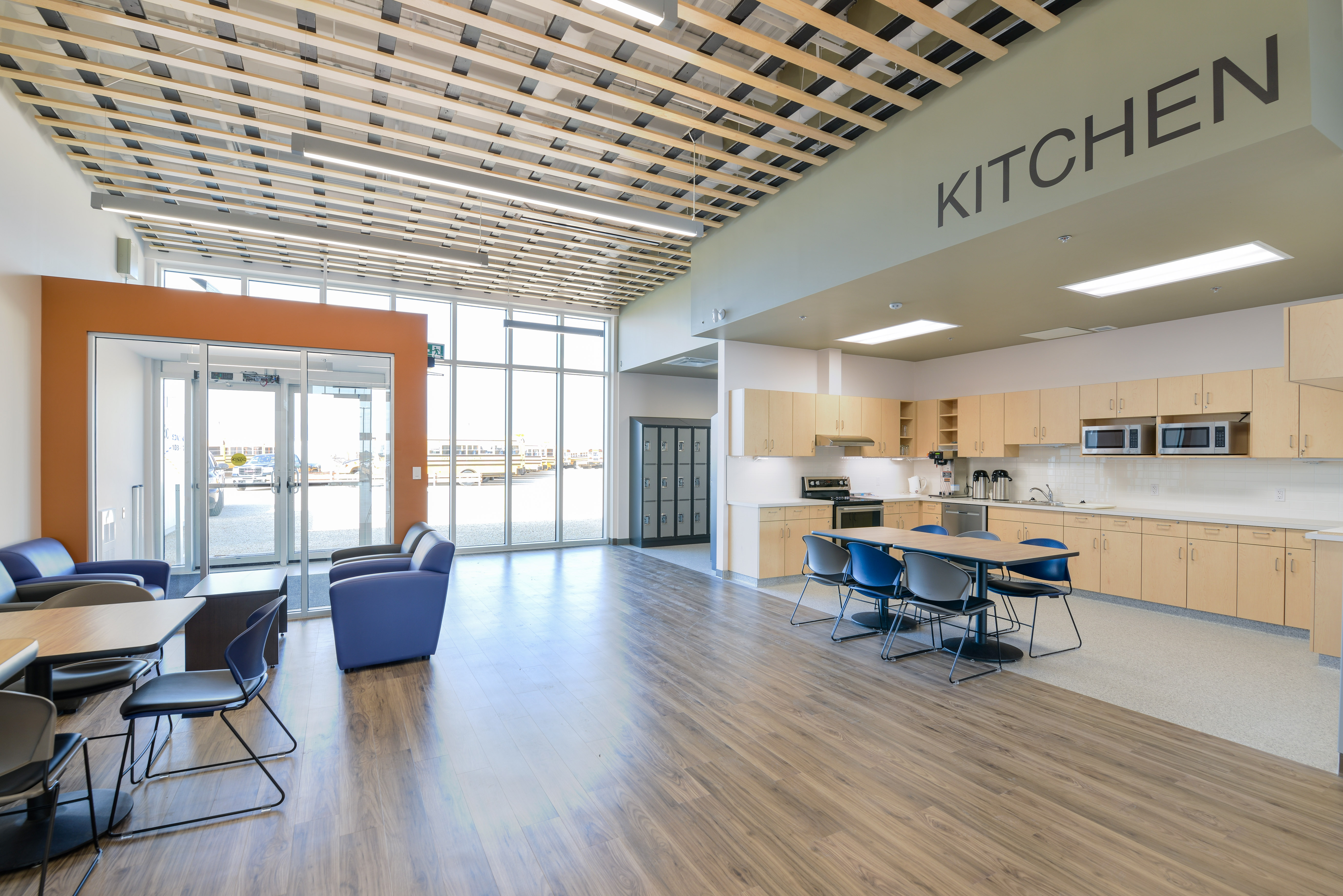 Seven Oaks School Division Learning and Service Centre | KGS Group